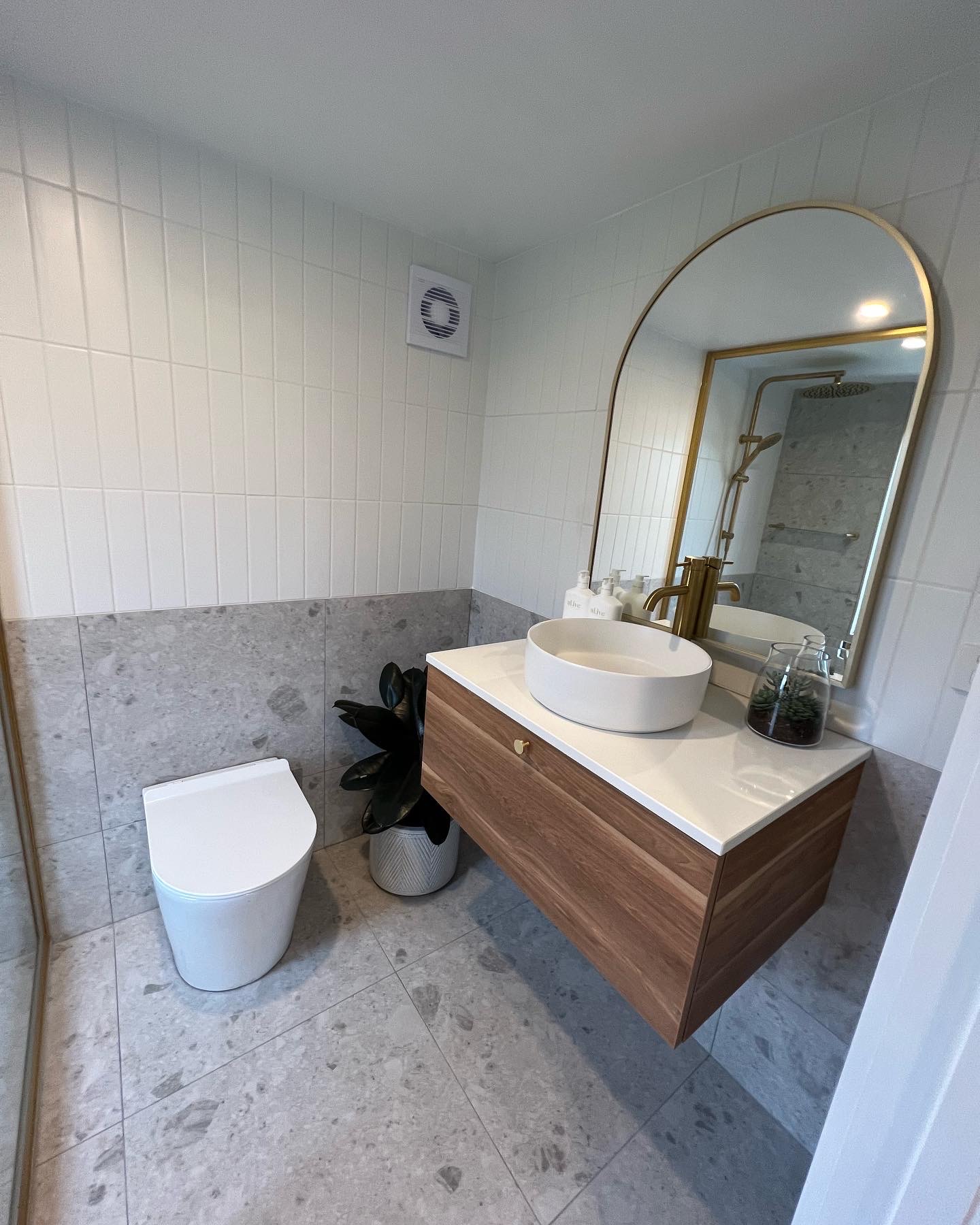 Modern Tiny Homes Builders Australia | Iconic Tiny Homes